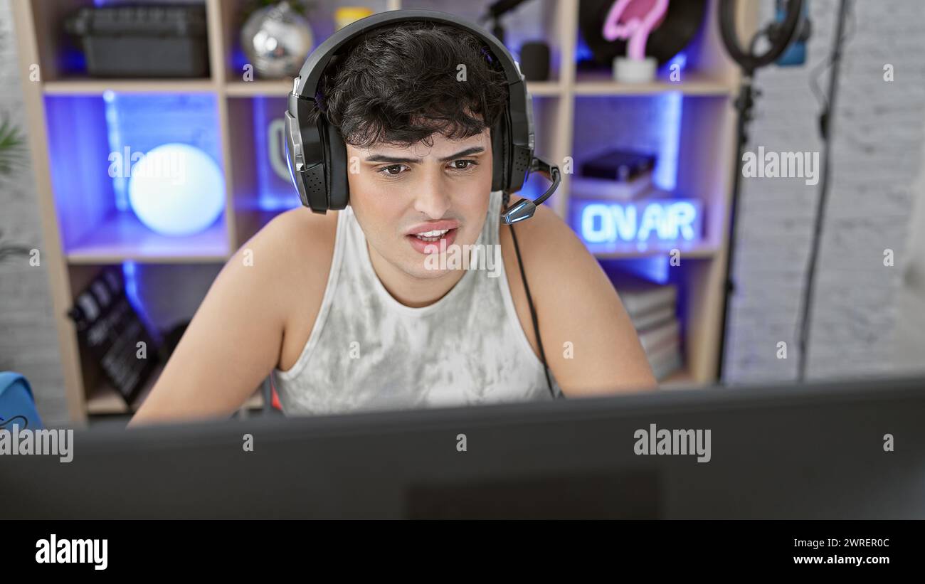 Home pc setup hi-res stock photography and images - Alamy