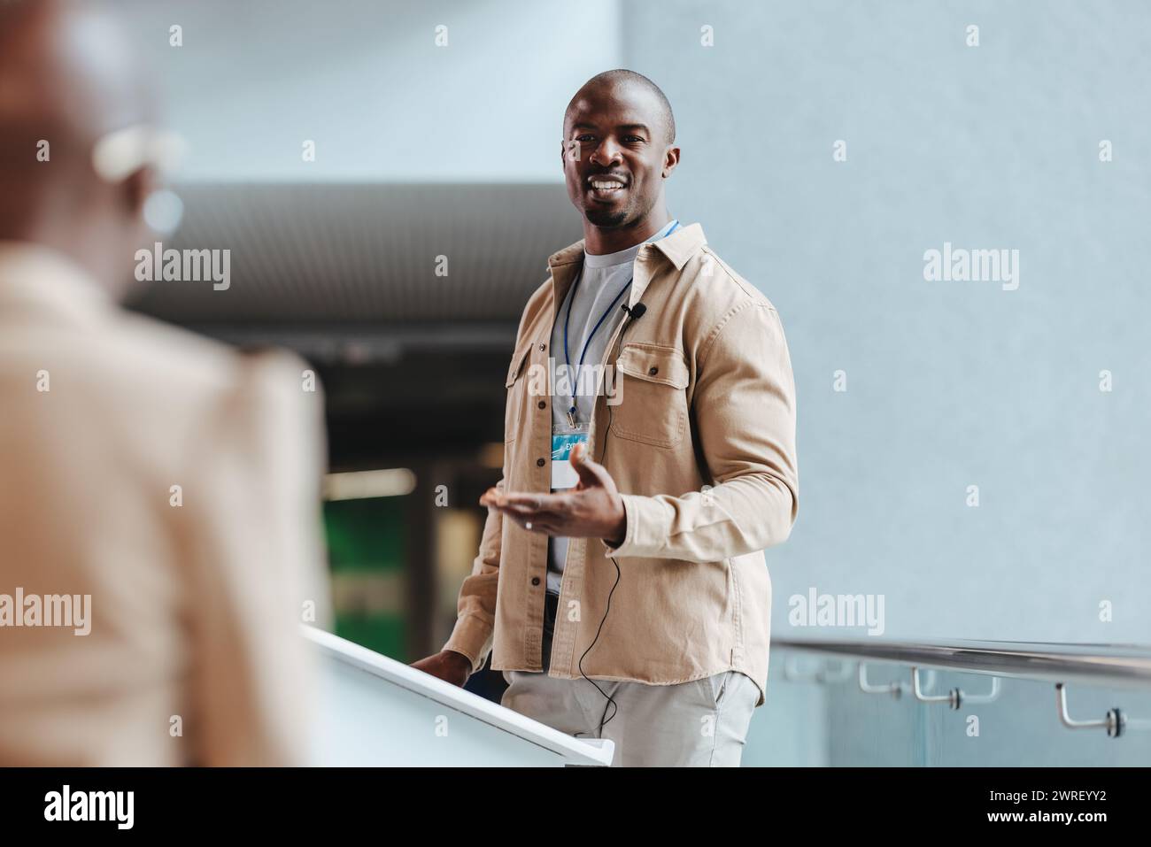Black man public speaker hi-res stock photography and images - Alamy