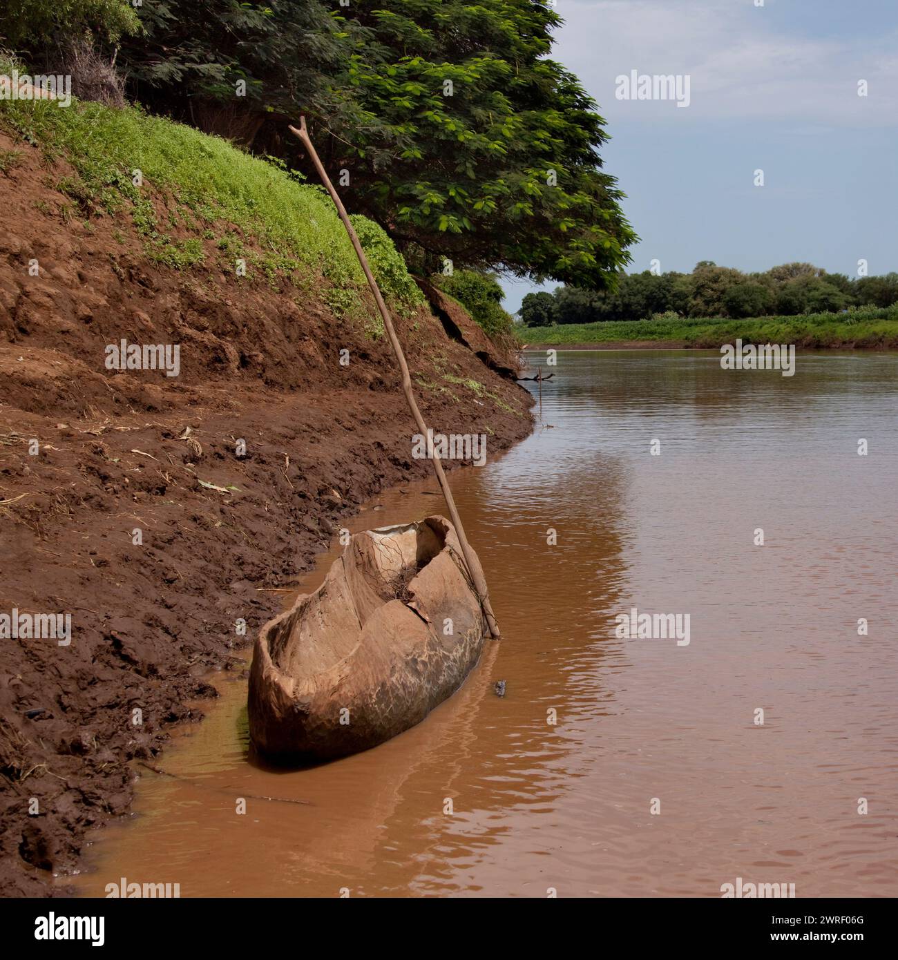Africa, South Ethiopia, Traditional boat on the Omo river Stock Photo ...