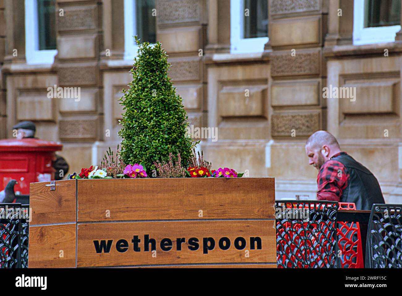 Wetherspoons 2024 hi-res stock photography and images - Alamy