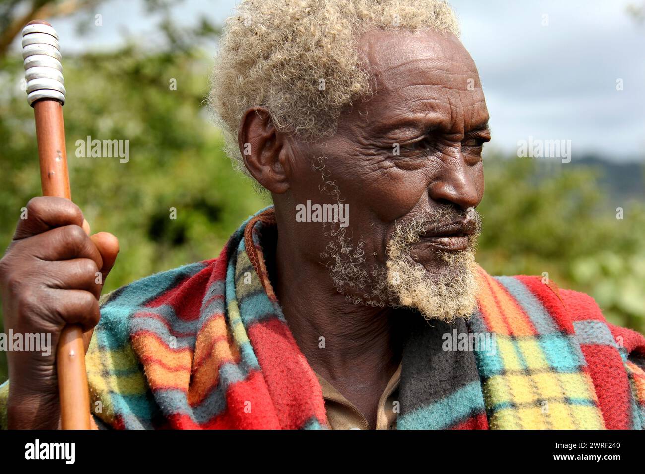 Portrait of poor south african man hi-res stock photography and images ...