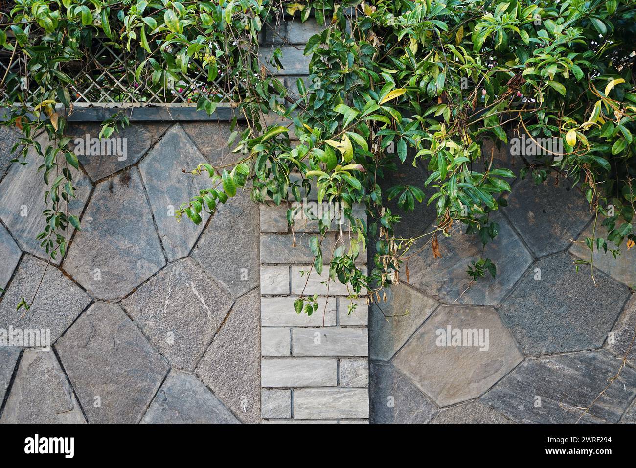 Detail of rocky stone wall and flooring Stock Photo - Alamy