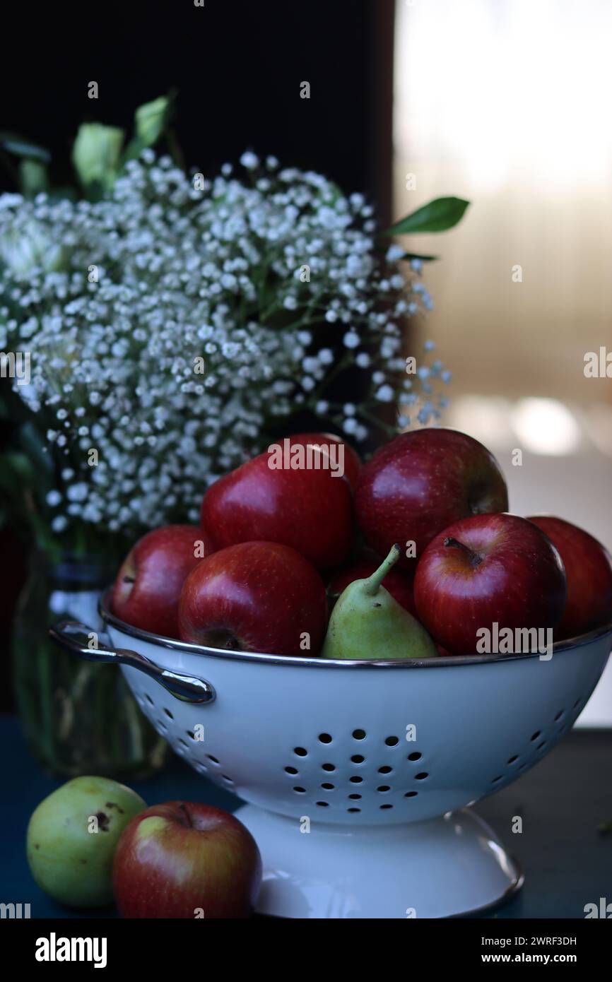 Red apples on black background. Vibrant colors of fresh seasonal fruit ...