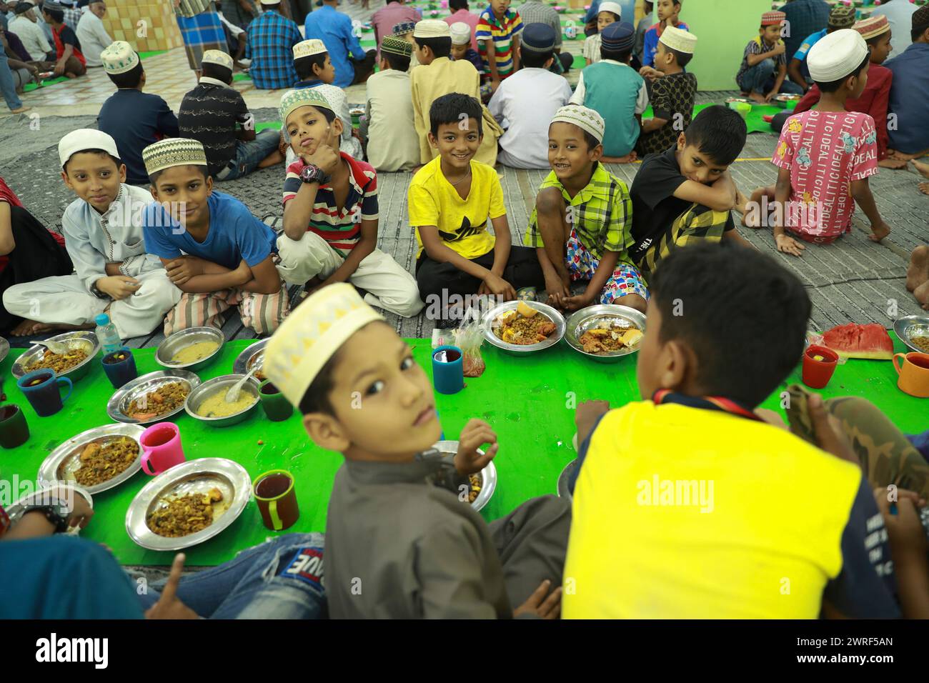 Myanmar Muslim children gather for their fast-breaking during the first ...