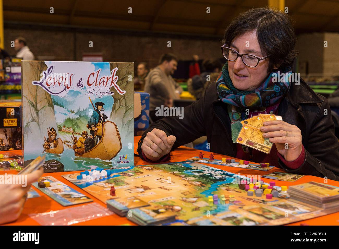 Apprendre et jouer hi-res stock photography and images - Alamy