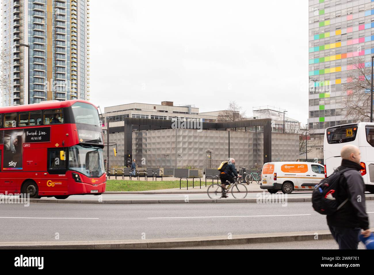 The Michael Faraday Memorial, Elephant and Castle, London Stock Photo ...
