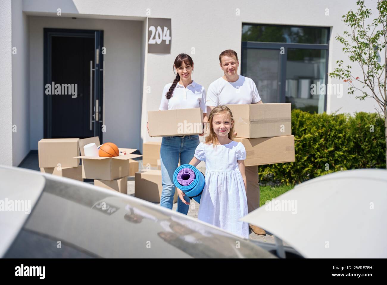 Man family carries daughter hi-res stock photography and images - Alamy