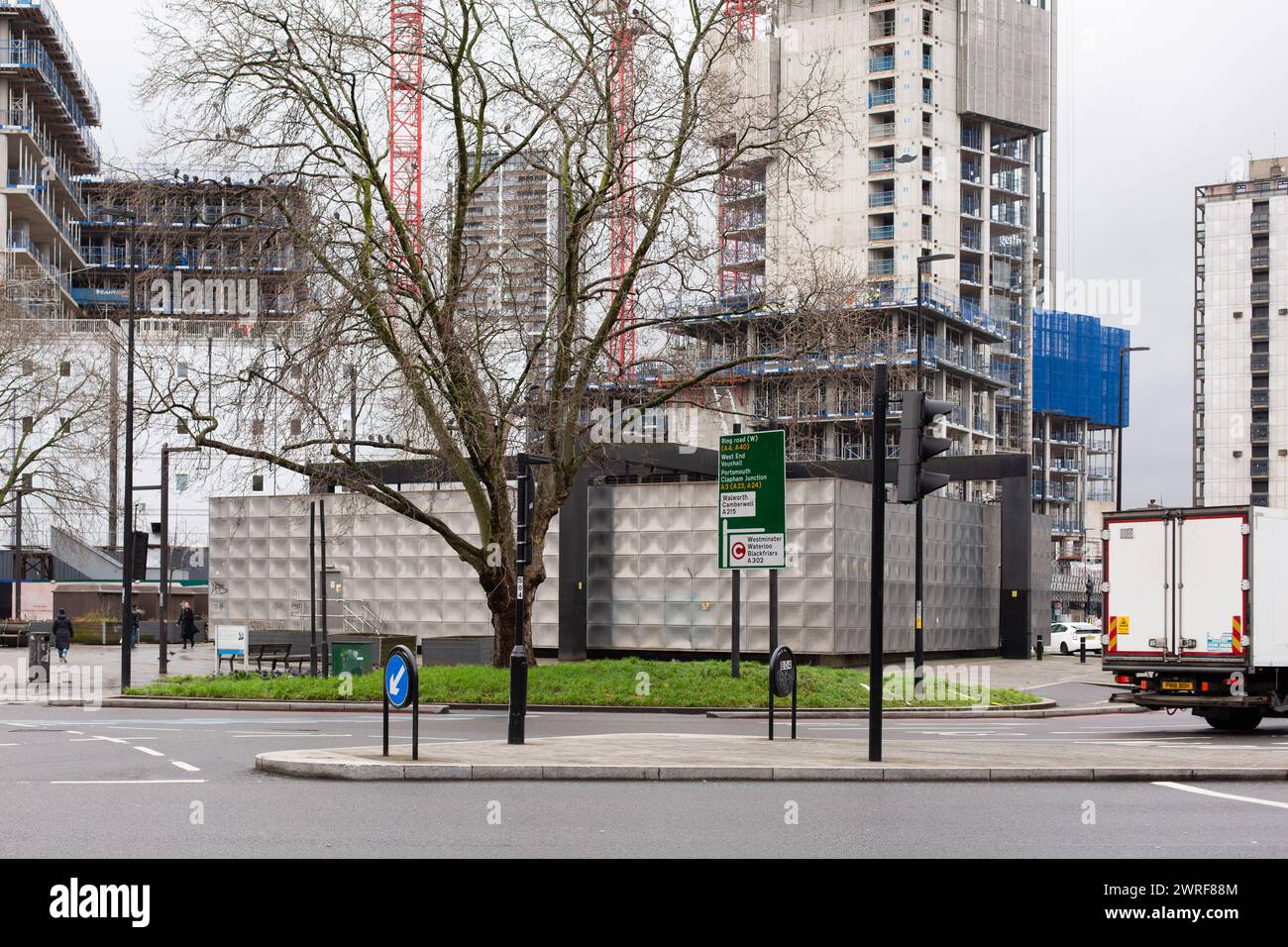 The Michael Faraday Memorial, Elephant and Castle, London Stock Photo ...
