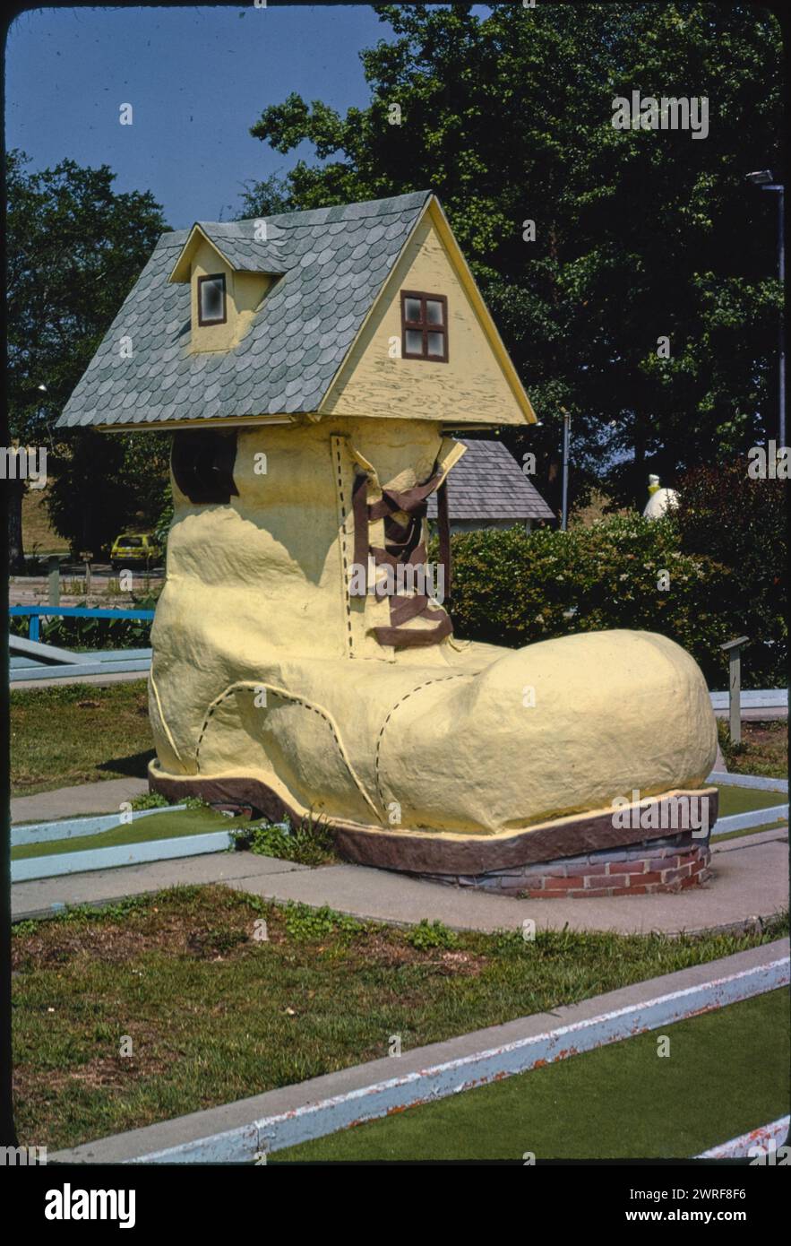 Vintage Americana Photography. Roadside Attractions. Wacky Golf, Large ...