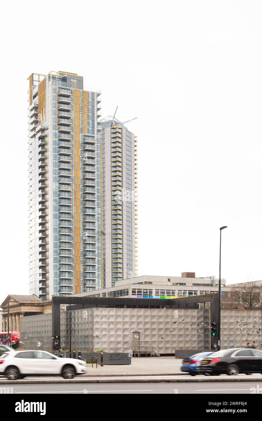 The Michael Faraday Memorial, Elephant and Castle, London Stock Photo ...