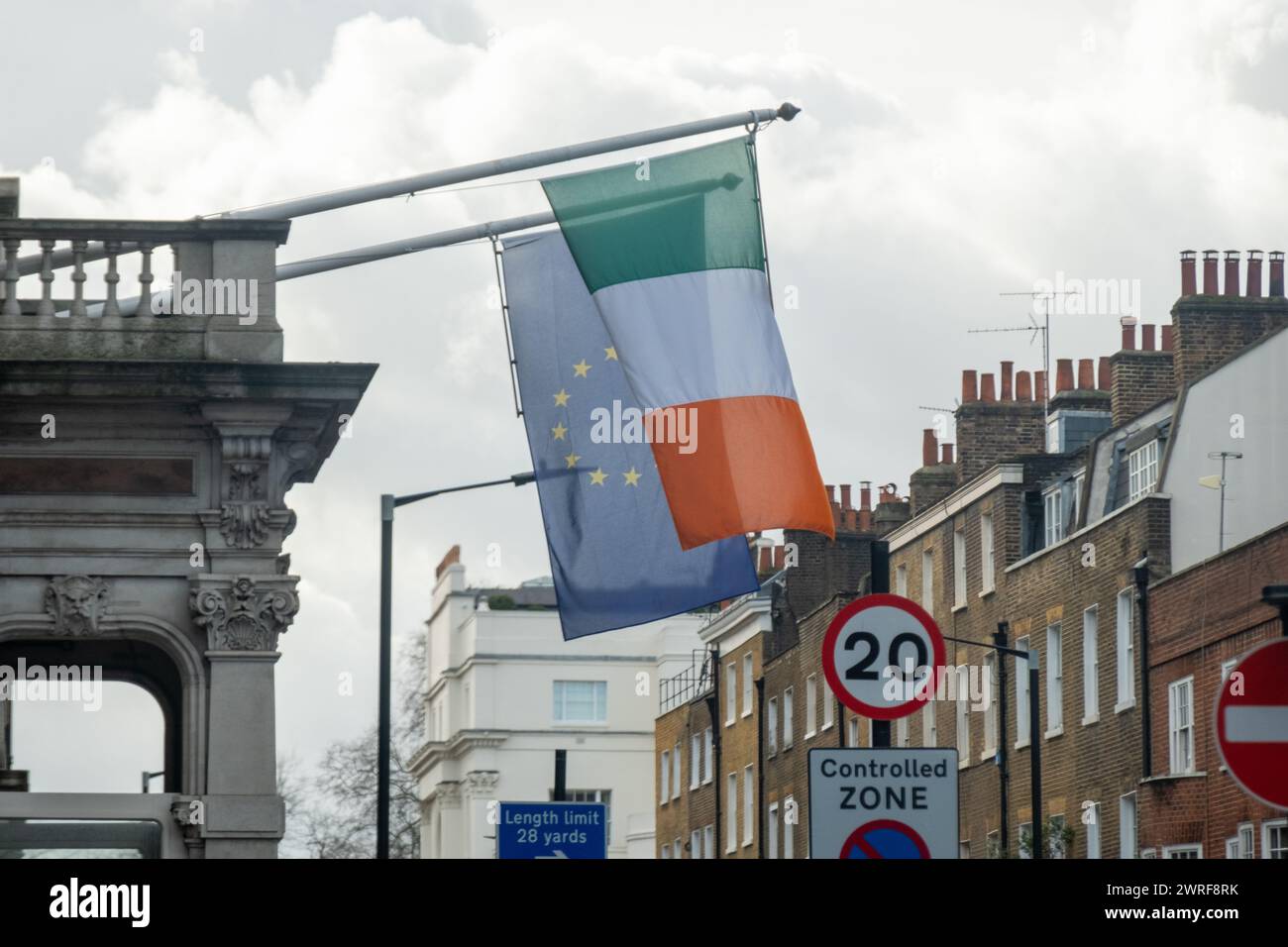 United kingdom london irish hi-res stock photography and images - Alamy
