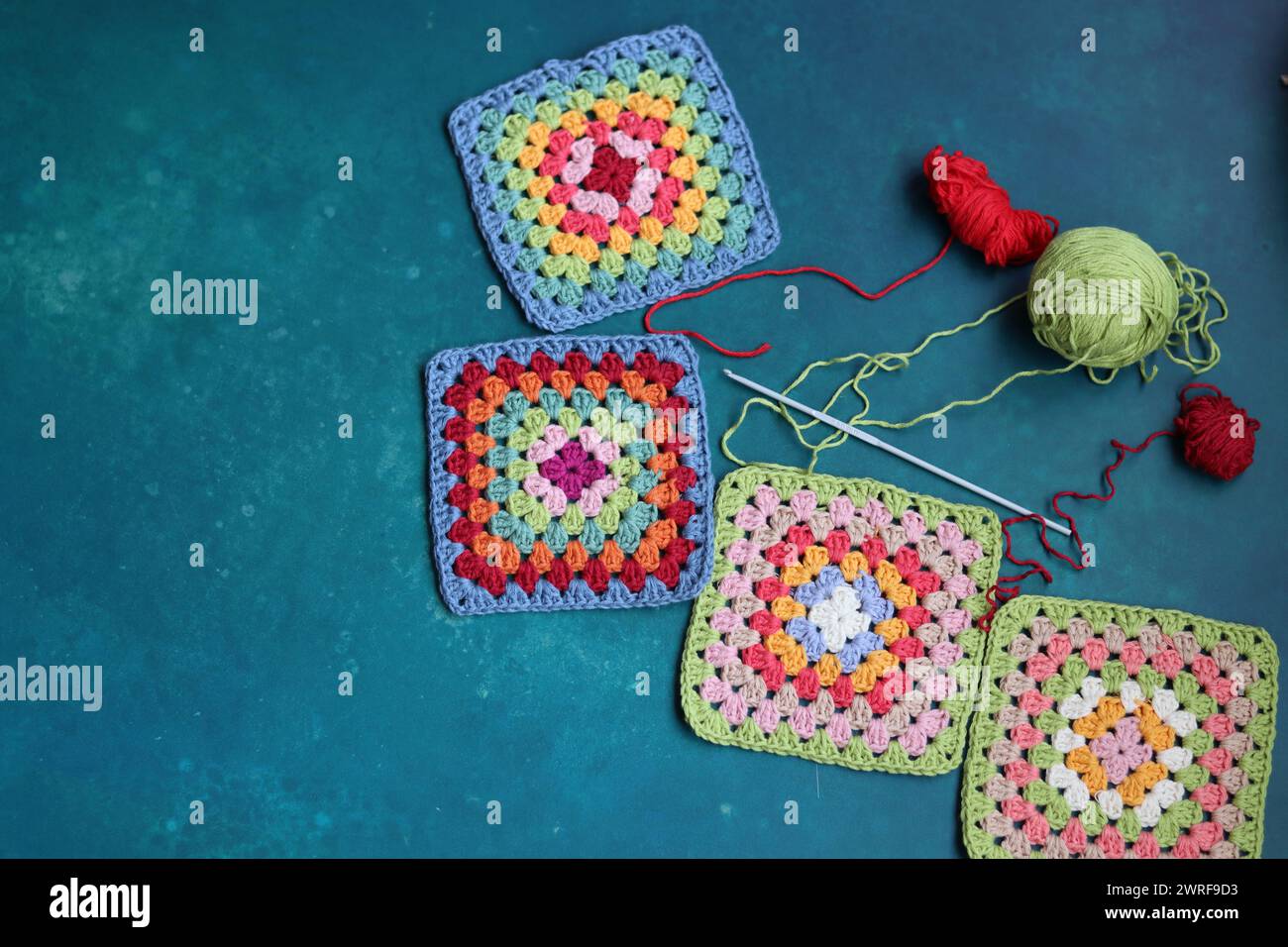 Afghan knitting patterns hi-res stock photography and images - Alamy