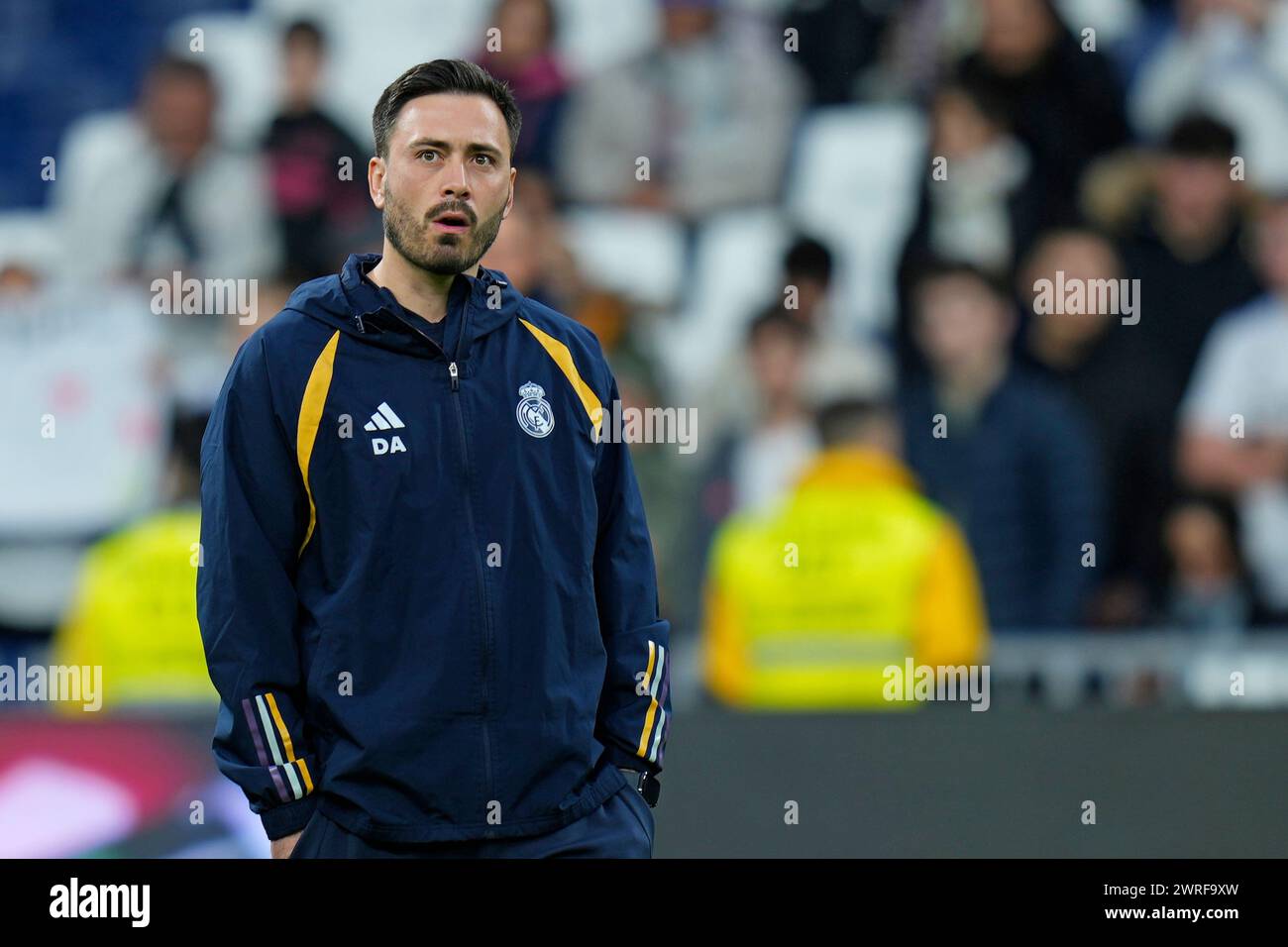 Real madrid assistant coach hi-res stock photography and images - Alamy