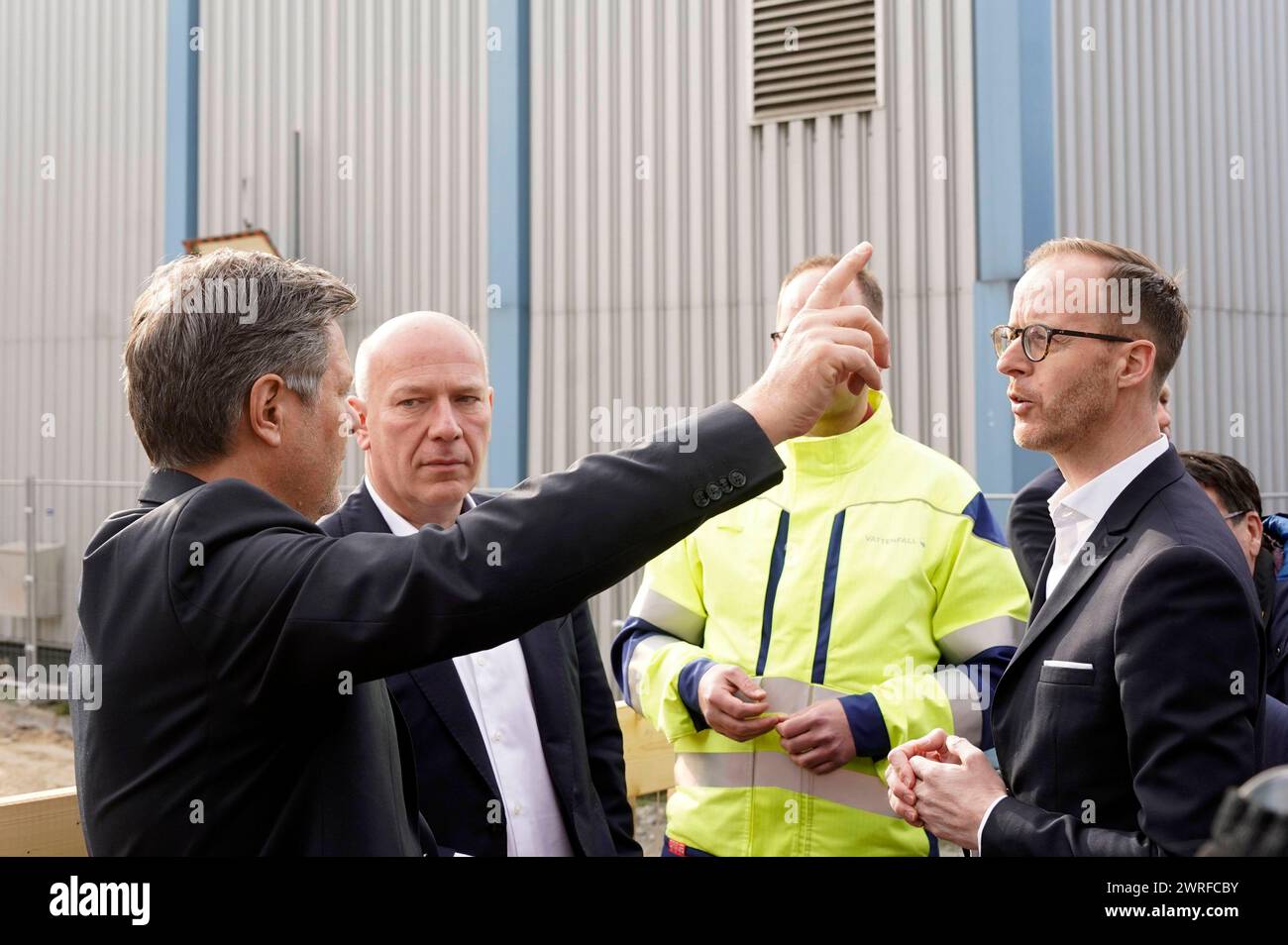 Robert Habeck, Kai Wegner, Christoph Donner und Christian Feuerherd bei ...