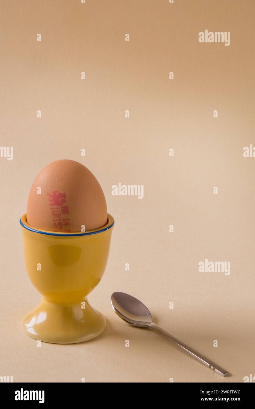 Egg cup breakfast hi-res stock photography and images - Alamy