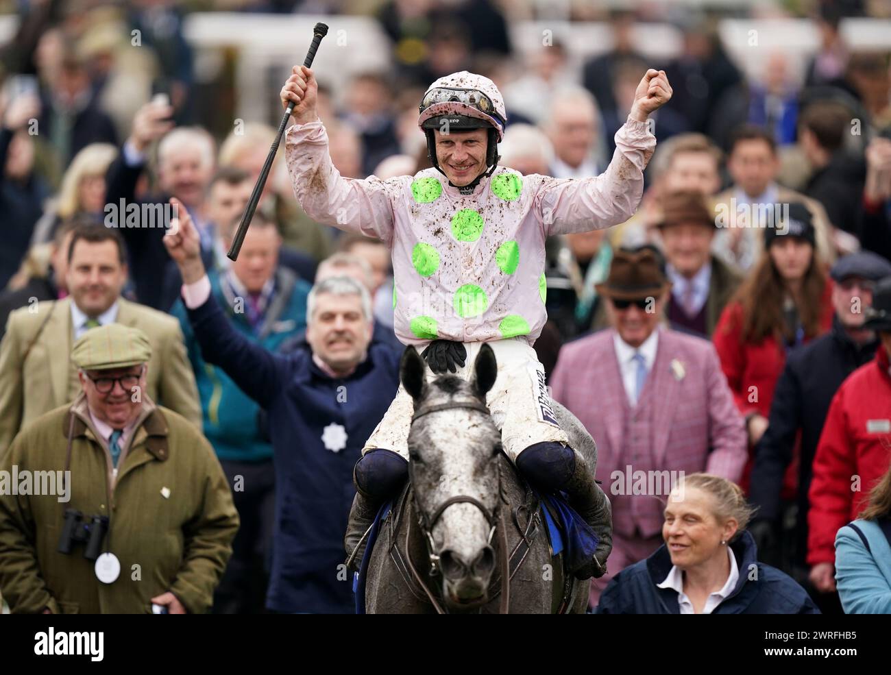 Cheltenham festival 2024 champions day cheltenham racecourse hi-res ...