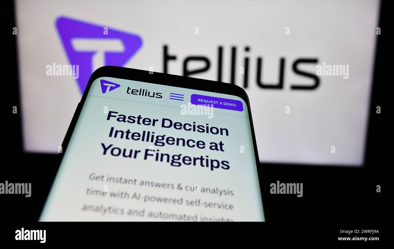 Mobile phone with website of US artificial intelligence analytics ...