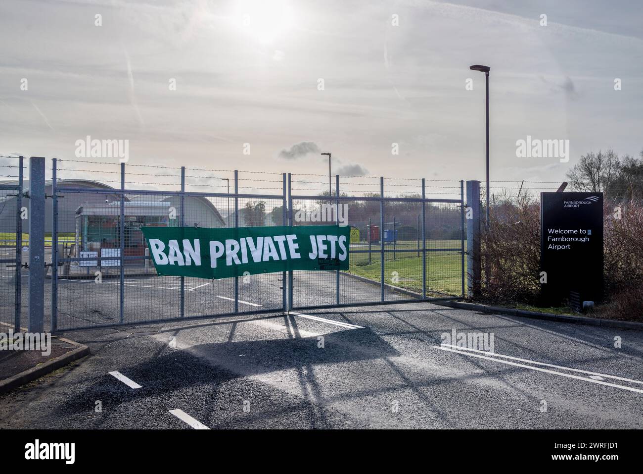 27th Jan 2024. Farnborough Airport, UK. 'Flying to Extinction' march ...