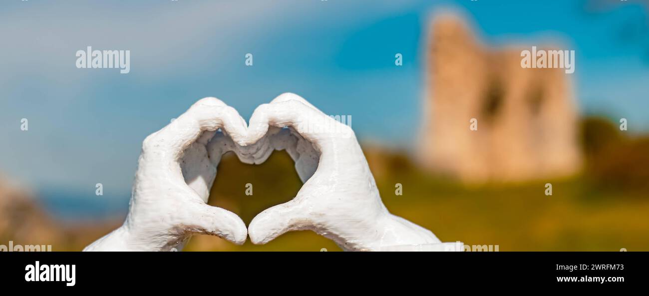 Heart hands gesture with a 3D printed sculpture - free model from ...