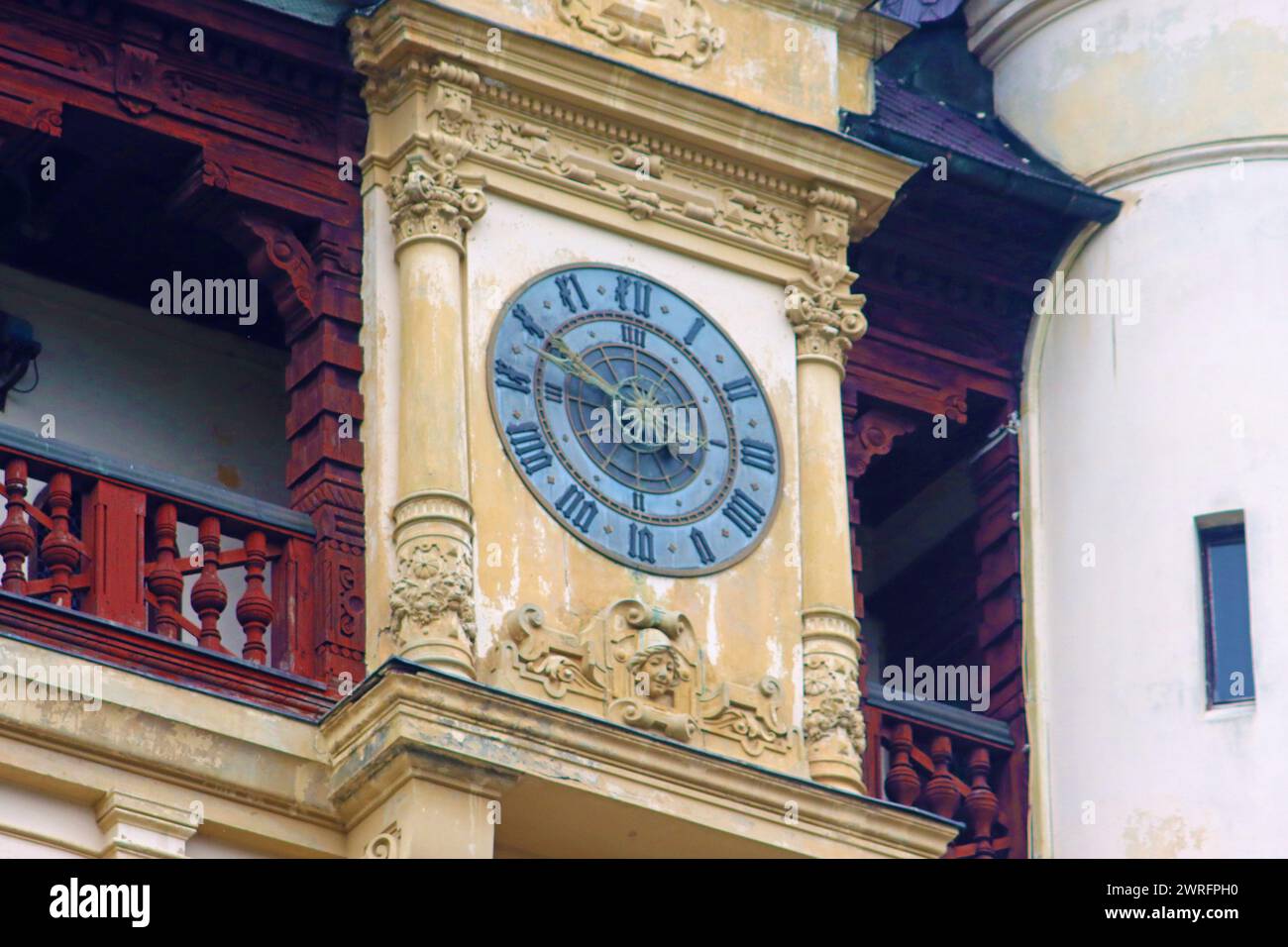 The beautiful Peles Castle, Sinaia, Romania. Clock Stock Photo - Alamy