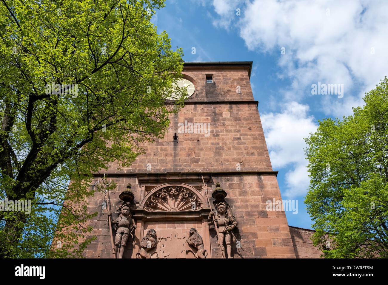 Heidelberg Castle, Heidelberger Schloss Gate Tower with the gold clock ...