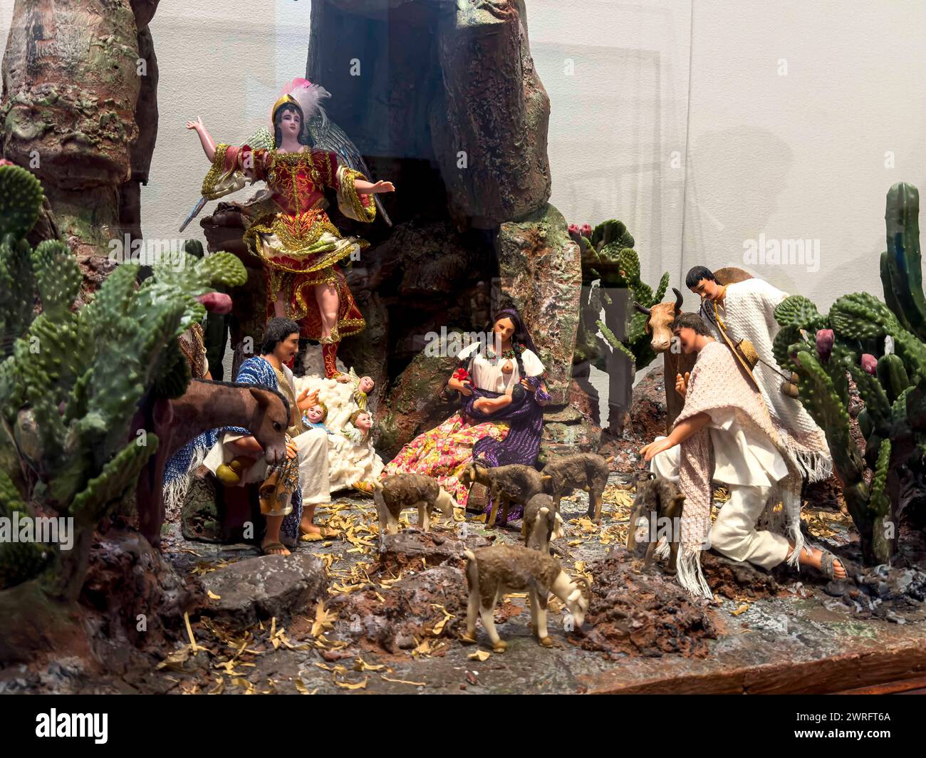 Exhibition of Nativity crafts in sculptures from different Mexican ...