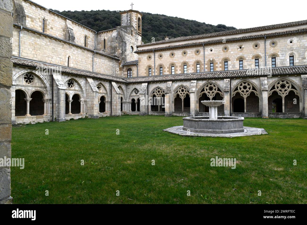 12 century cistercian monastery hi-res stock photography and images - Alamy