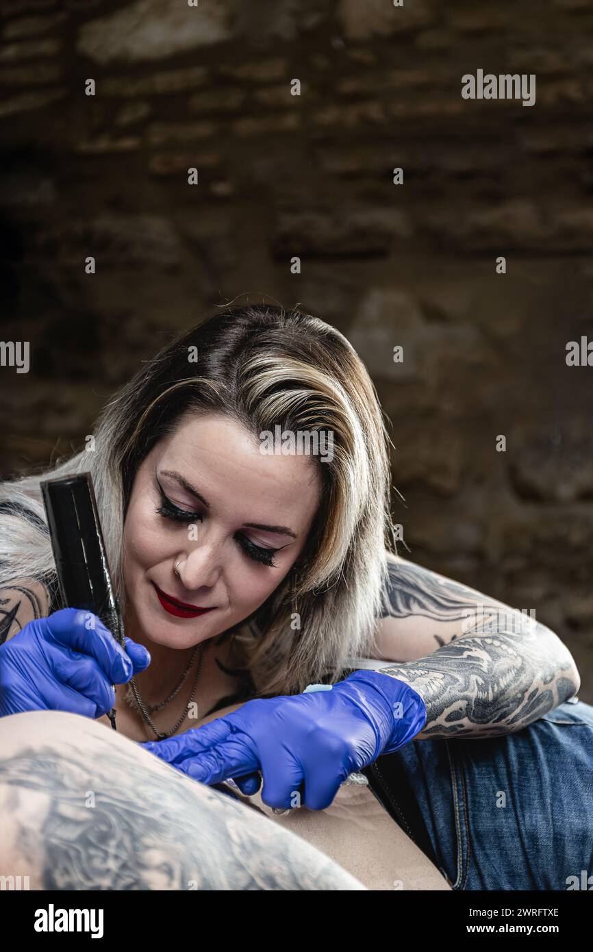 The story of art hi-res stock photography and images - Alamy