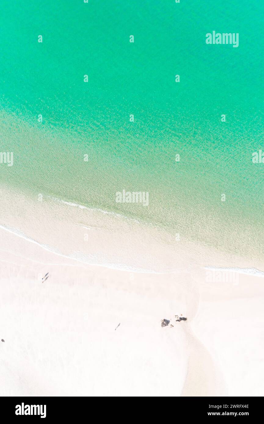 Aerial view empty beach sea hi-res stock photography and images - Alamy