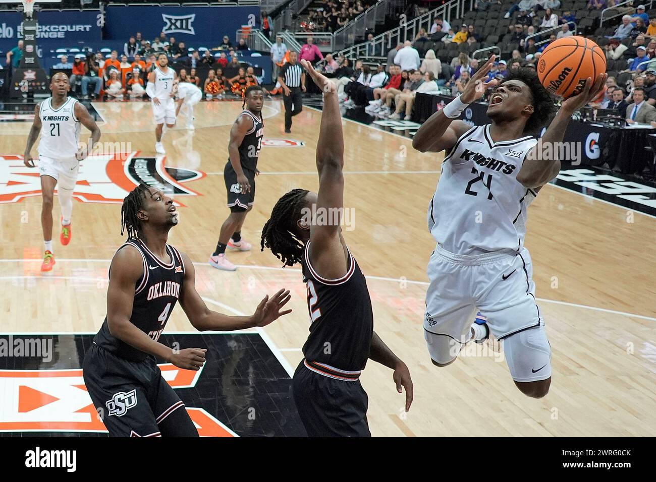 UCF guard Jaylin Sellers (24) shoots during the second half of an NCAA ...