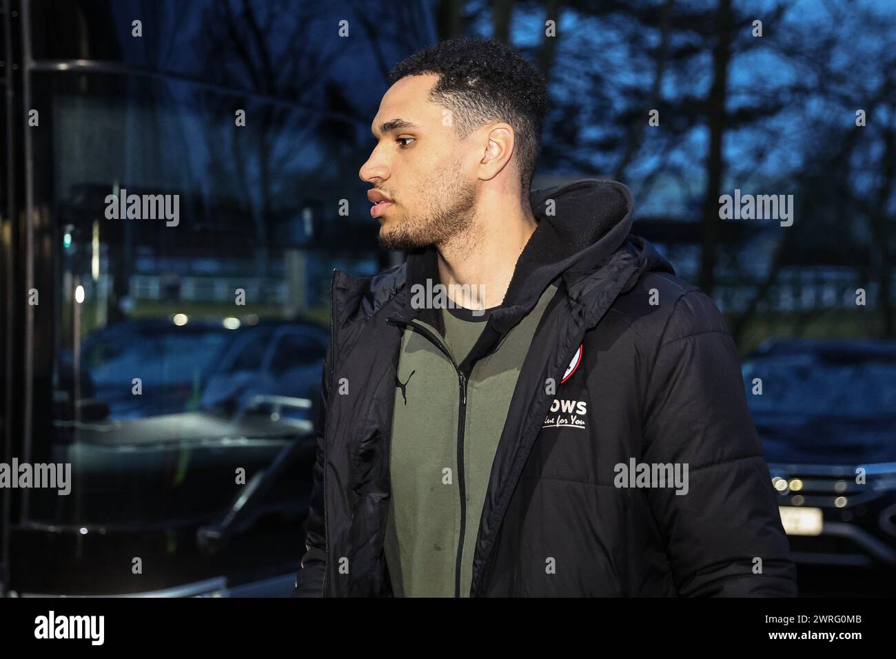 Jon Russell of Barnsley arrives during the Sky Bet League 1 match ...