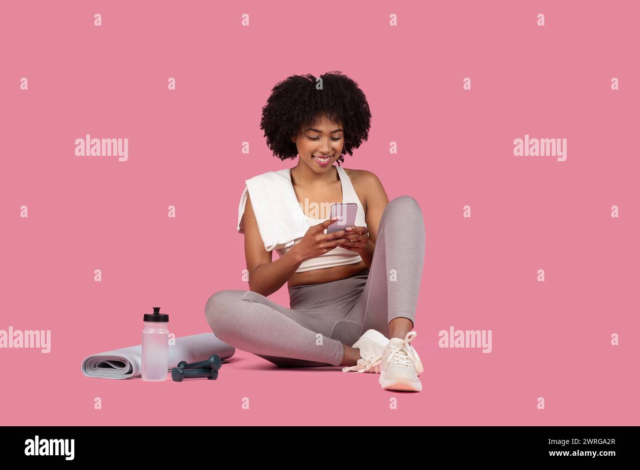 Tech savvy workout hi-res stock photography and images - Alamy