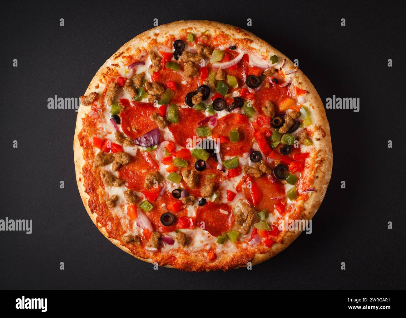 Overhead view of tasty pepperoni pizza Stock Photo - Alamy