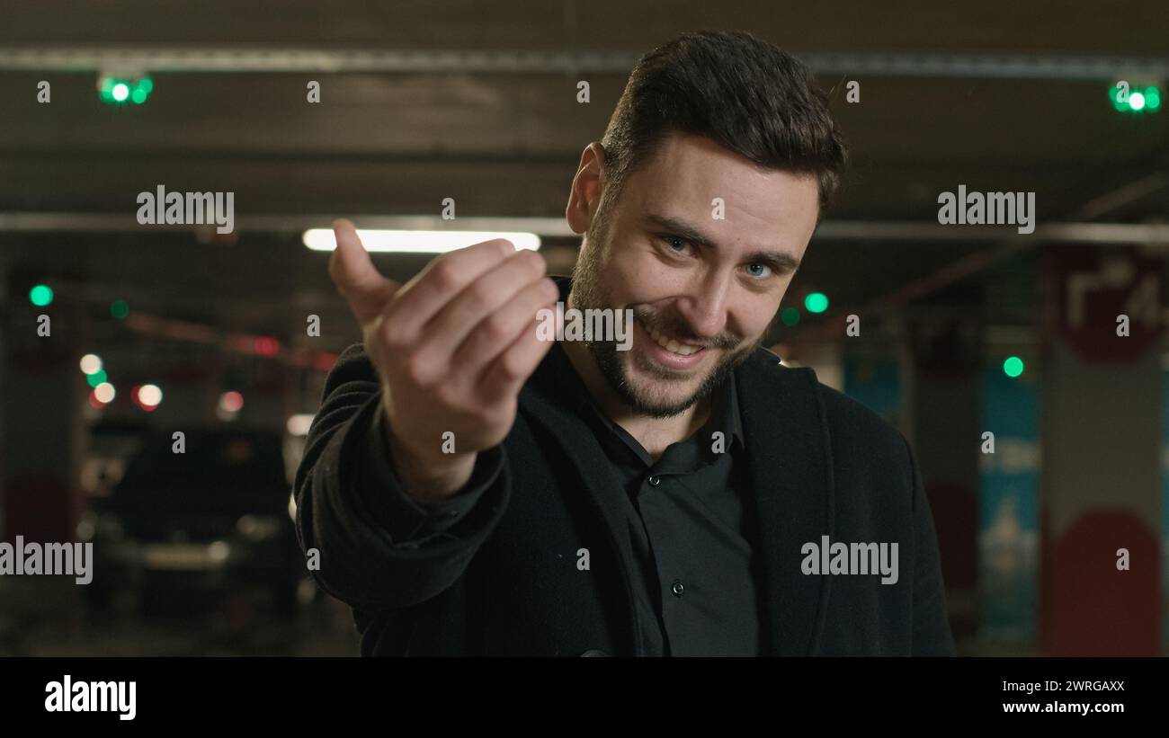 Inviting approach hi-res stock photography and images - Alamy