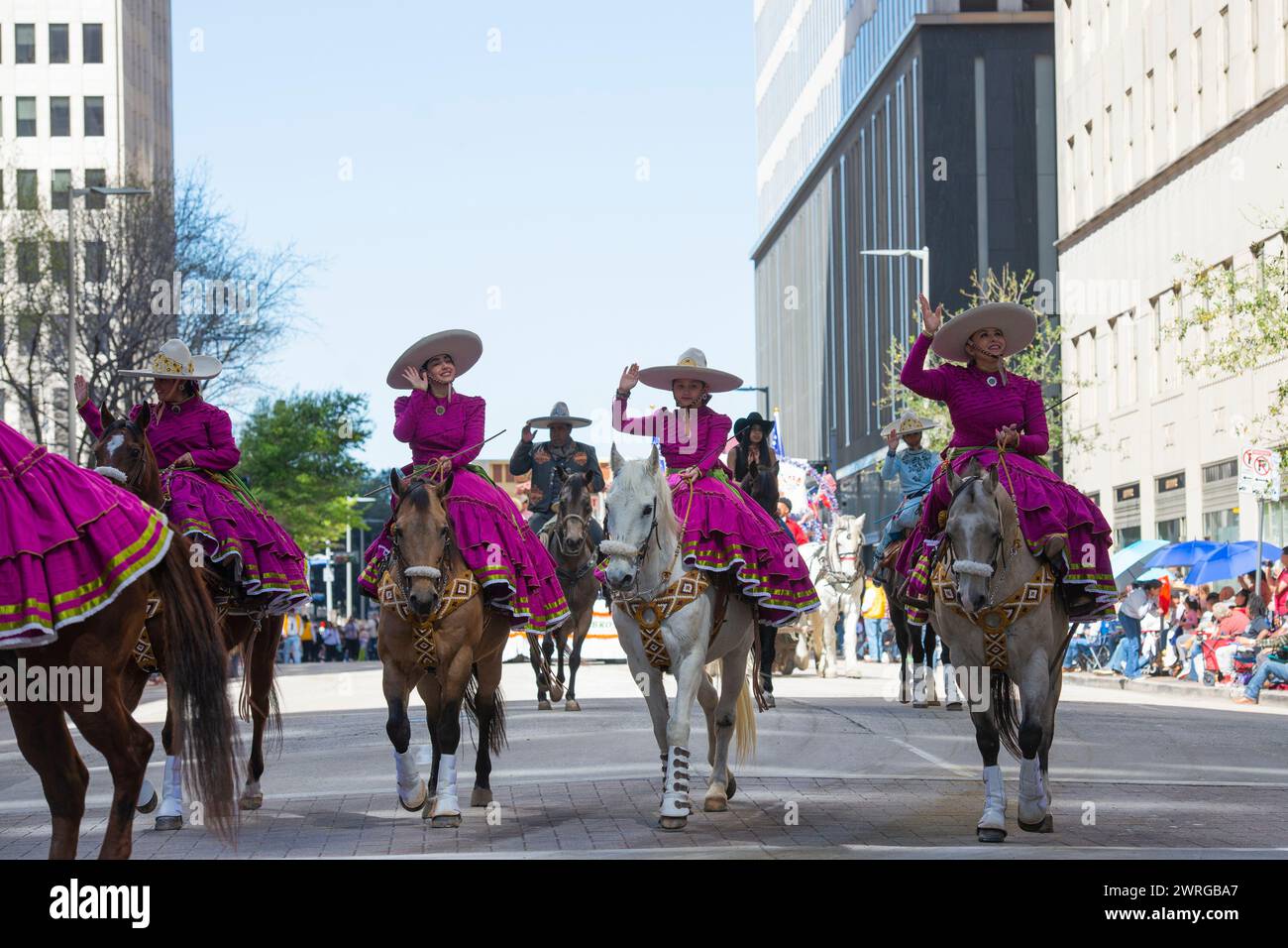 Beautiful mexican in traditional costume hi-res stock photography and ...