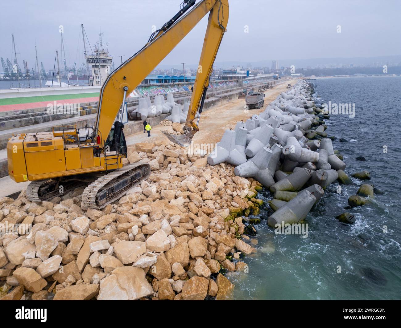 Man made concrete blocks hi-res stock photography and images - Alamy