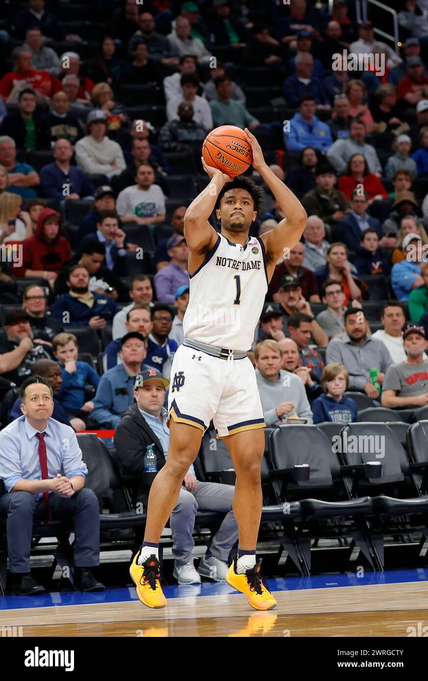 March 12, 2024: Notre Dame Fighting Irish Guard (1) Julian Roper II ...