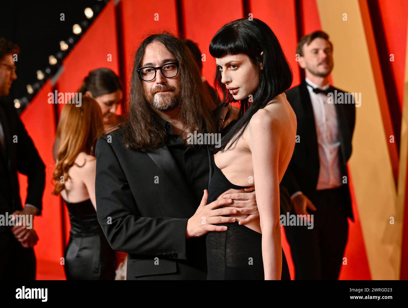 Sean Lennon, left, and Charlotte Kemp Muhl arrive at the Vanity Fair ...