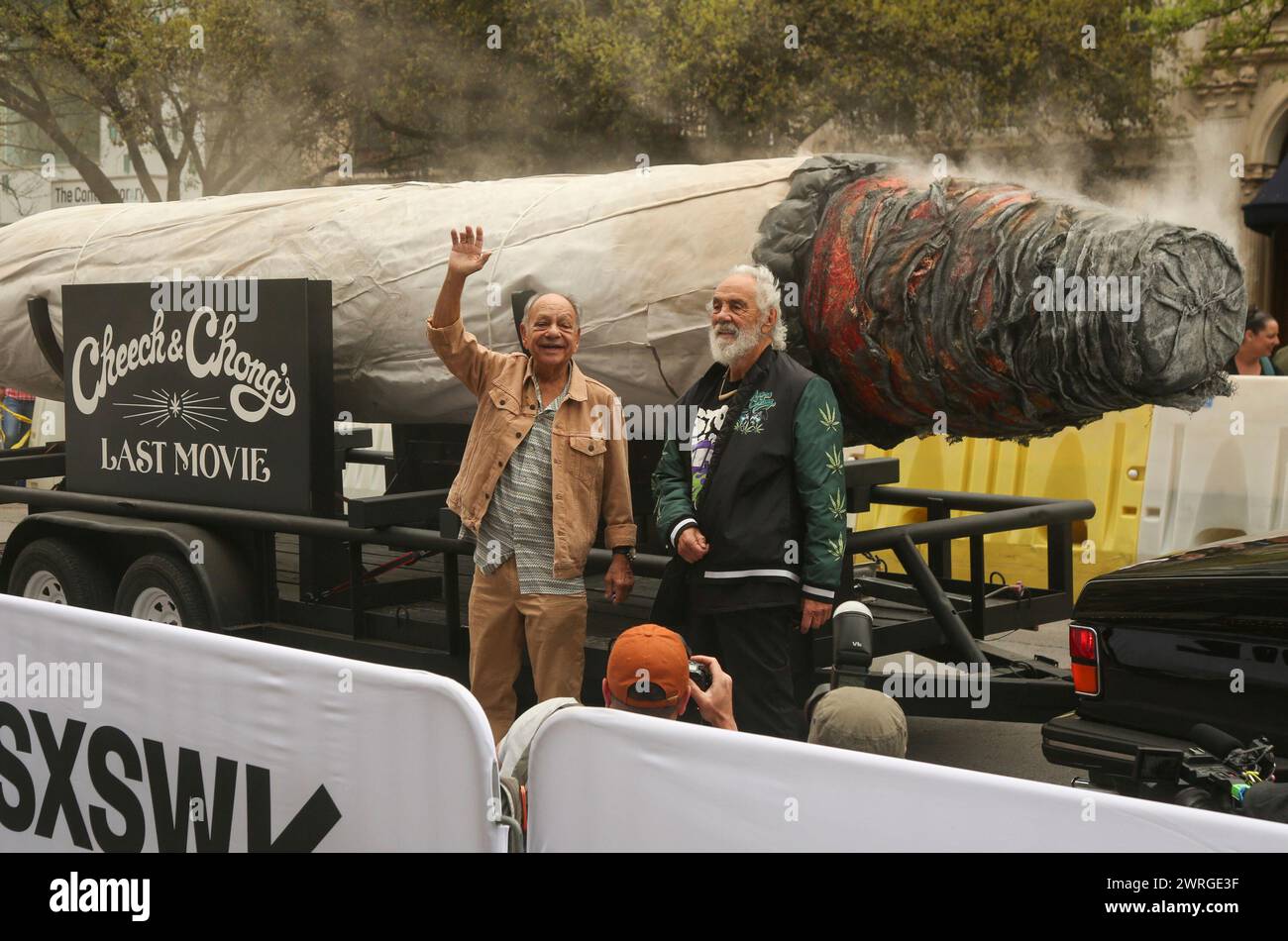 Cheech Marin, left, and Tommy Chong arrive for the world premiere of ...