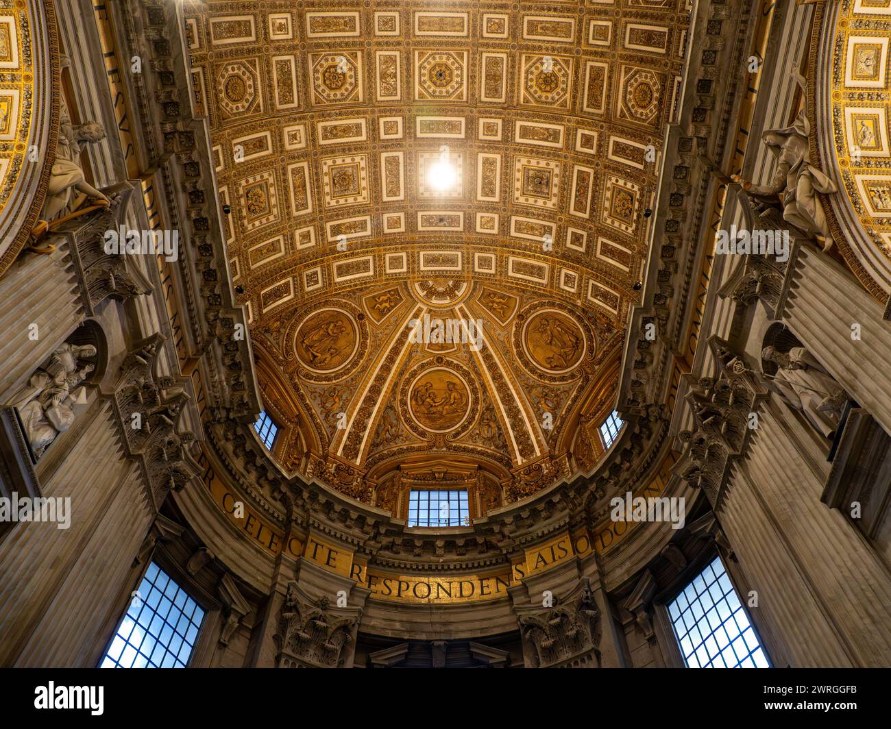 Interior of St Peter's Basilica, Vatican Stock Photo - Alamy
