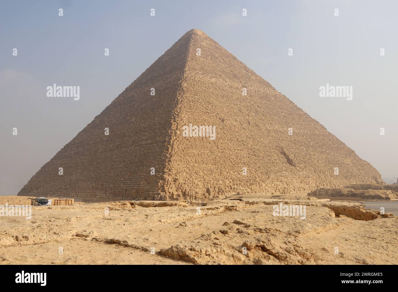 Suphis pyramid hi-res stock photography and images - Alamy
