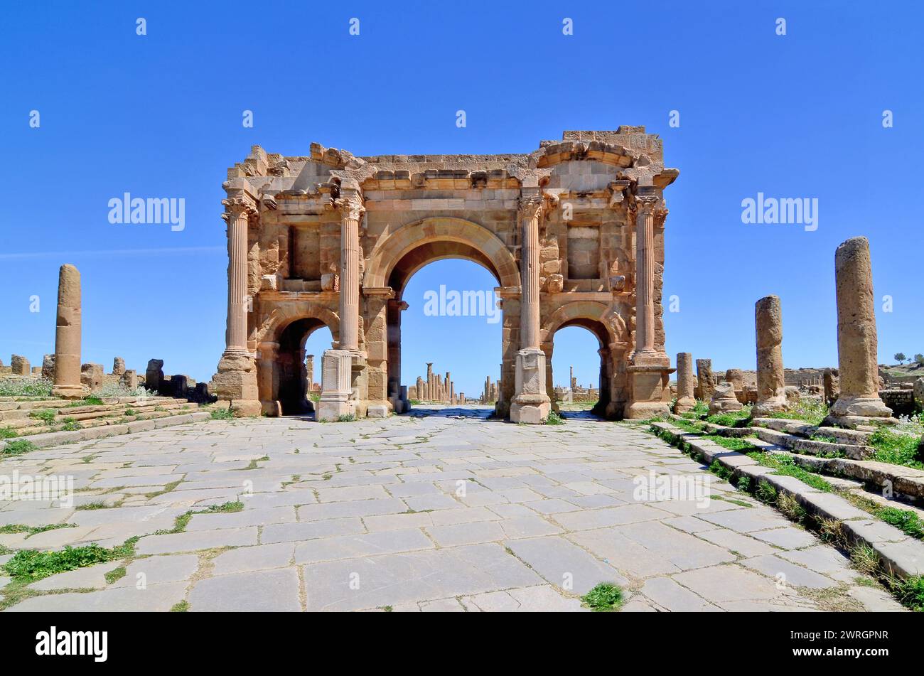 Roman arch construction at the gates of the Roman city of Timgad ...