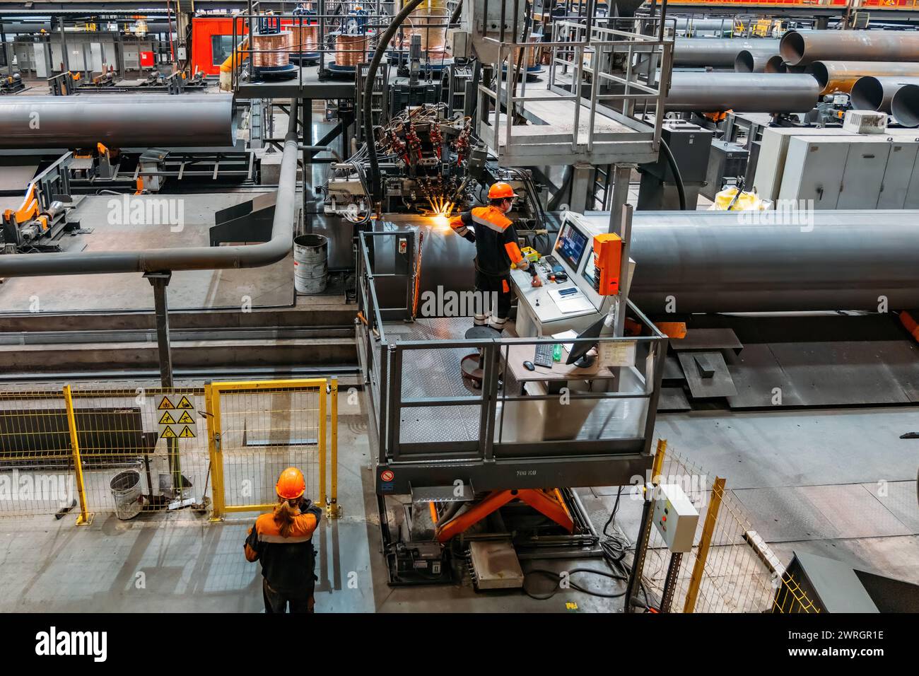 Tack welding hi-res stock photography and images - Alamy