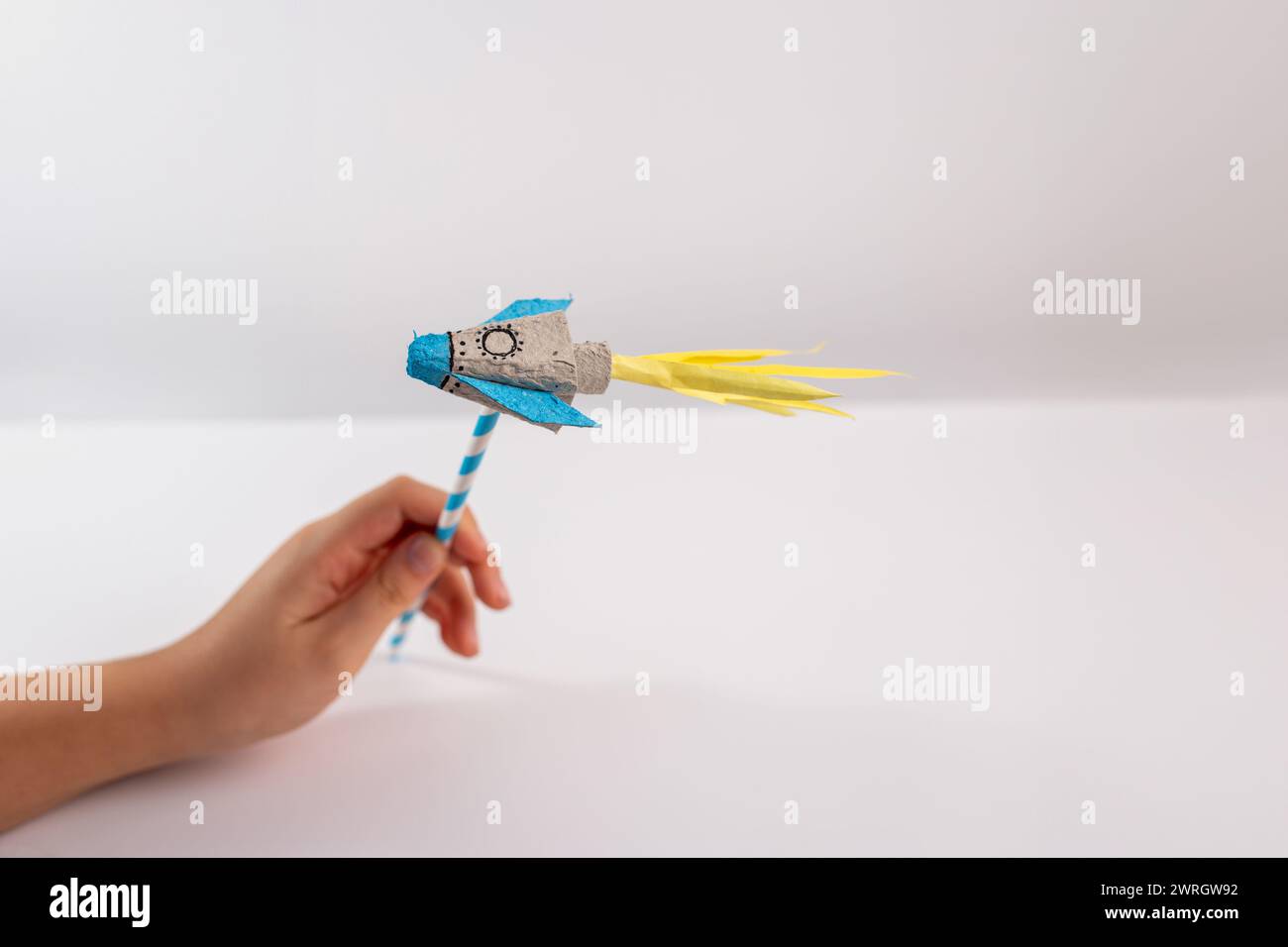 how to make straw rocket, space crafts craft for kids Stock Photo - Alamy