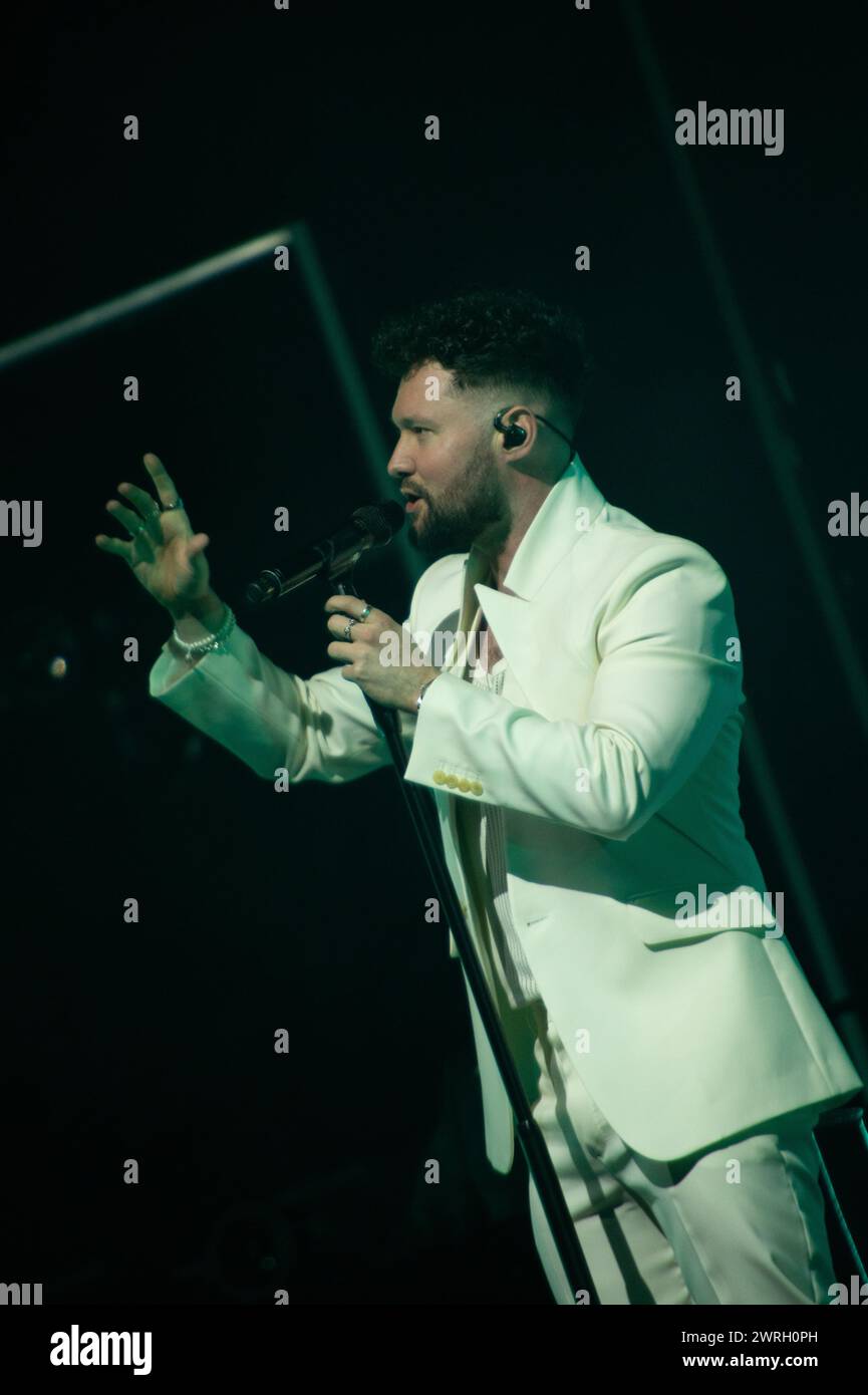 Calum scott photos 2024 hi-res stock photography and images - Alamy