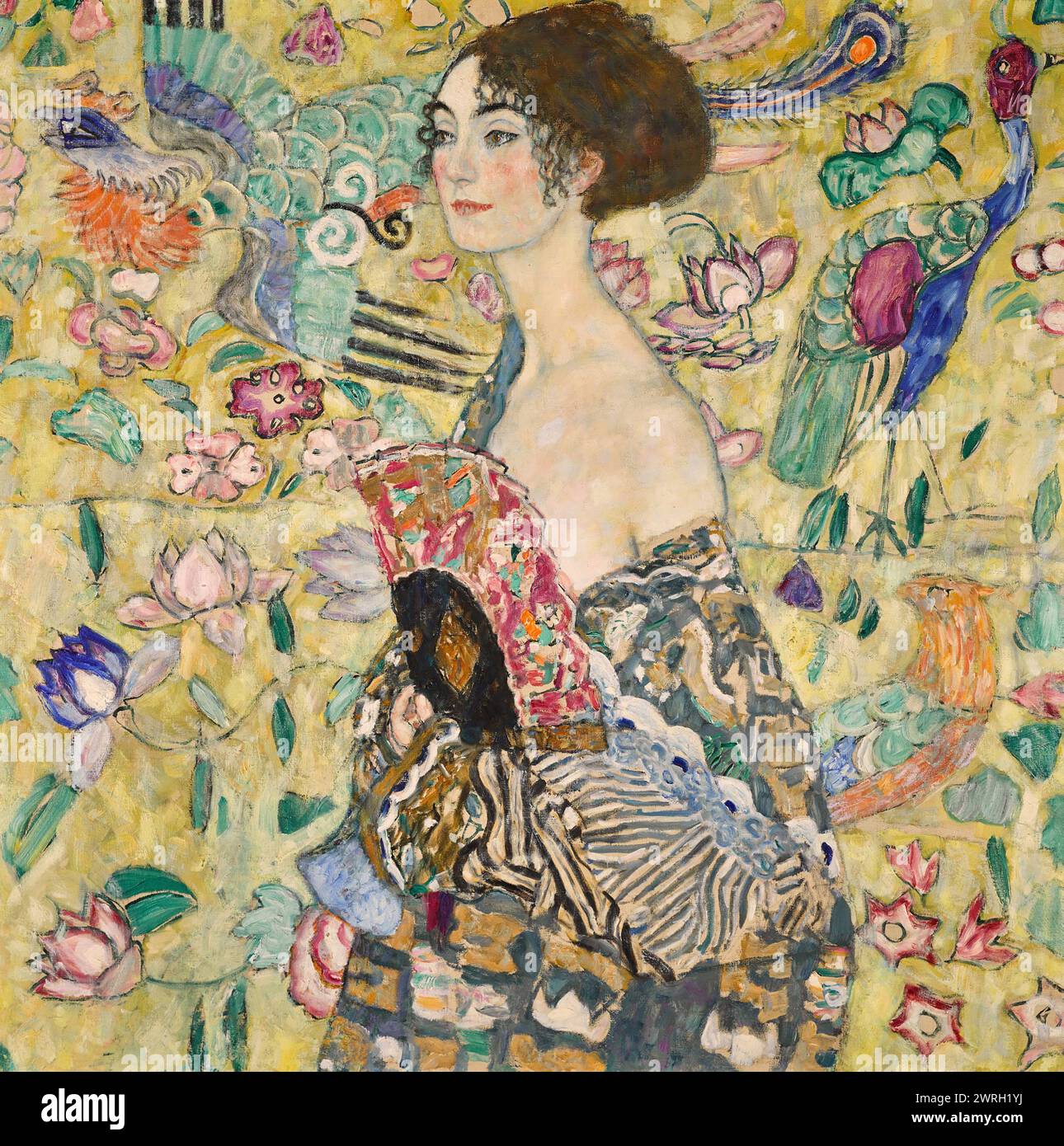 Lady with fan klimt hi-res stock photography and images - Alamy
