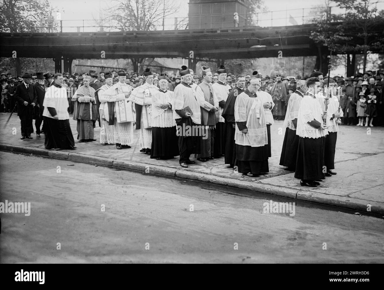 Field Mass, 30 May 1918. A procession of clergy at the military mass at ...