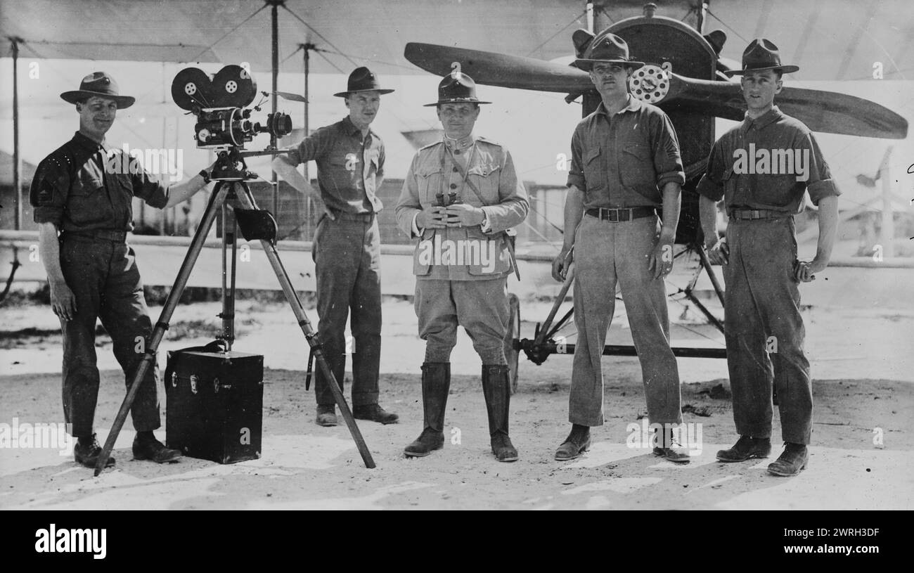 Ww1 flying uniform Black and White Stock Photos & Images - Alamy