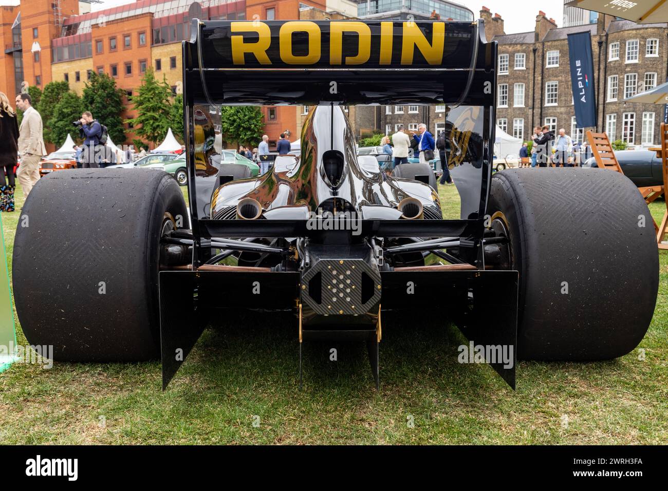 Warm up track london hi-res stock photography and images - Alamy
