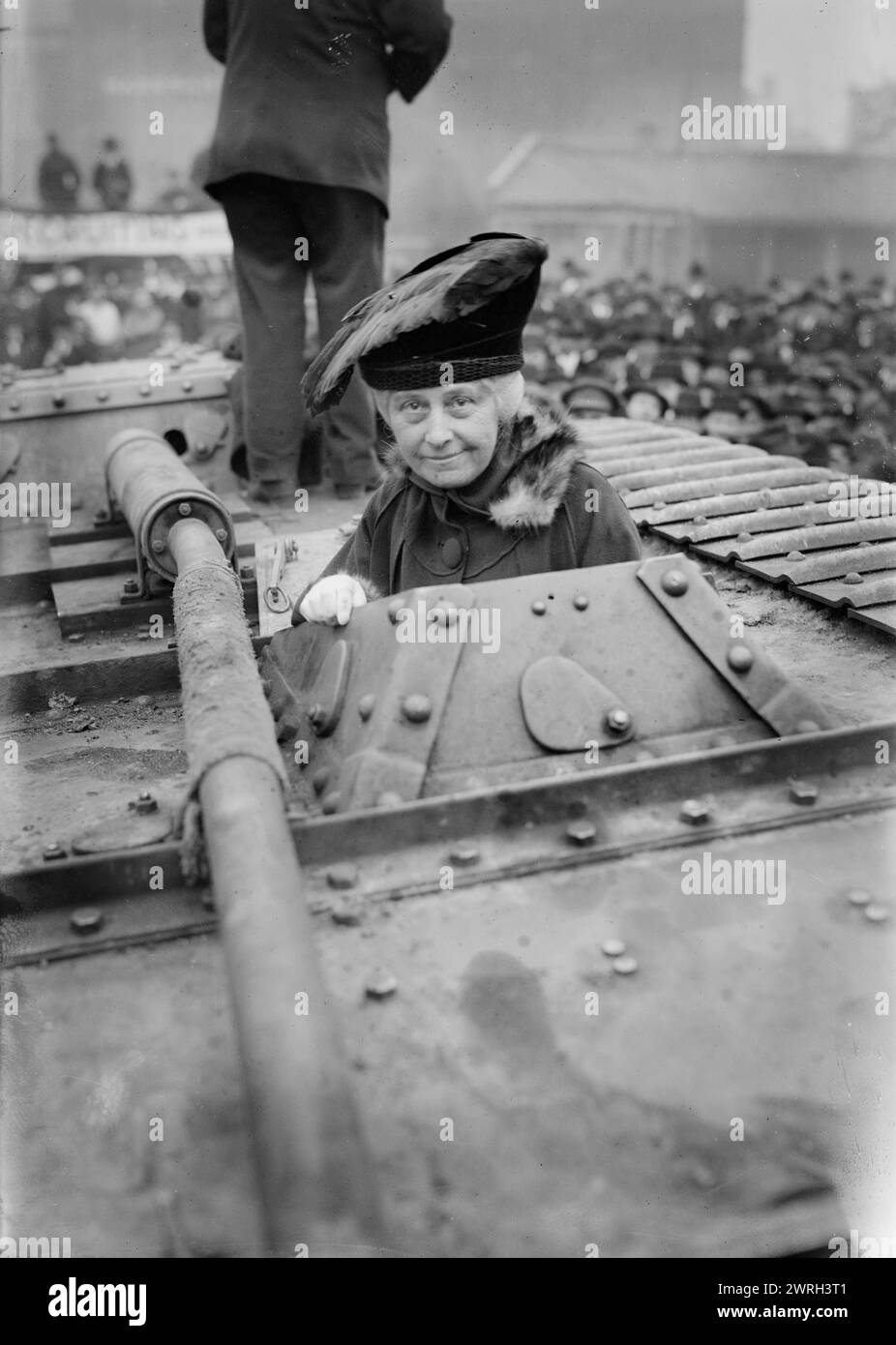 British war tank mark 1 female hi-res stock photography and images - Alamy